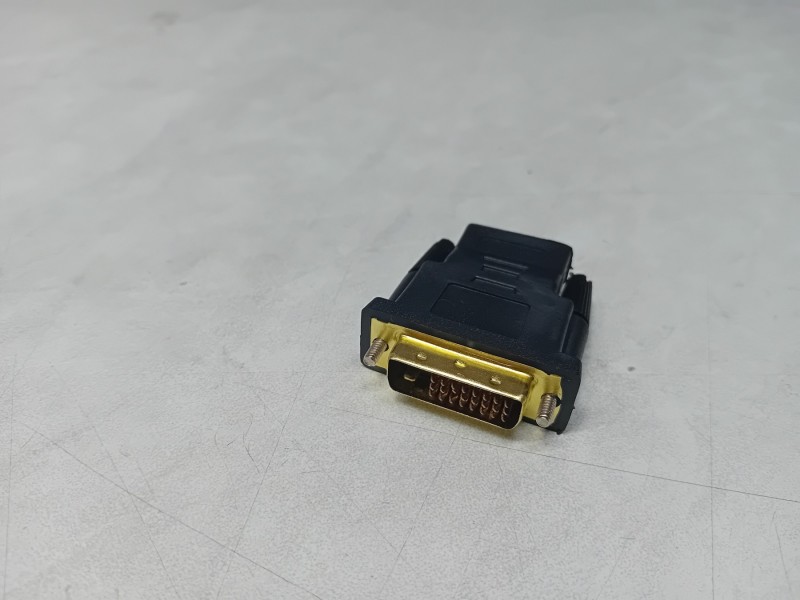 Adapter DVI (24+1) na HDMI novo ispravno