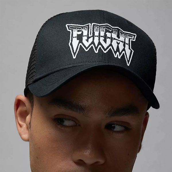 RISE STRUCTURED TRUCKER CAP 'BLACK'