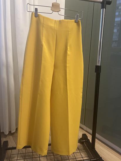 Zenske pantalone Zara