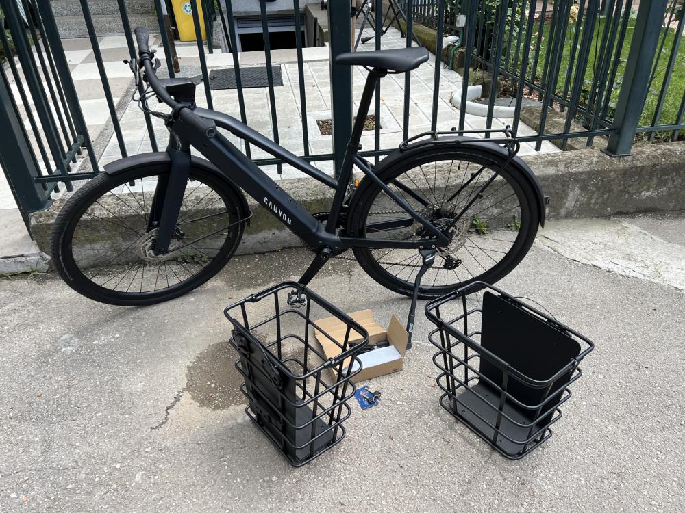 CANYON Commuter ON U30 vel.S NOVO