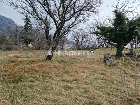 Bribir - zemljište na odličnoj lokaciji