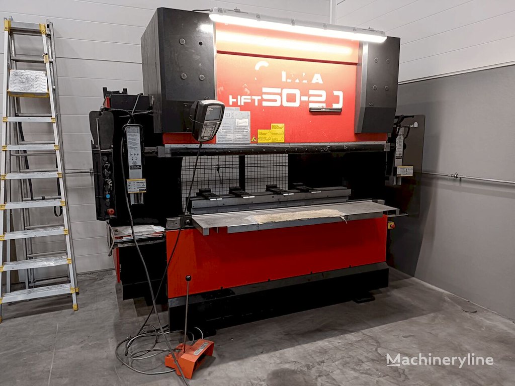 Amada HFT50-20 mašina za savijanje limova