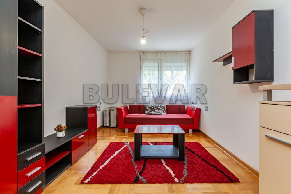 Bulevar dr Zorana, Dvoiposoban stan na prodaju, 60m2, 118.500€