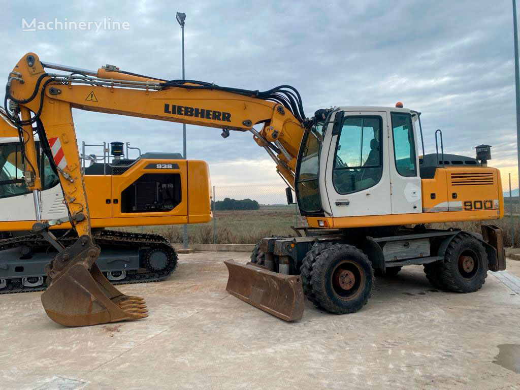 Liebherr A900C bager točkaš po rezervnim delovima