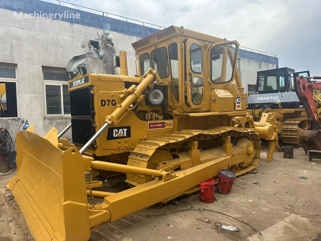 Caterpillar D7G buldožer