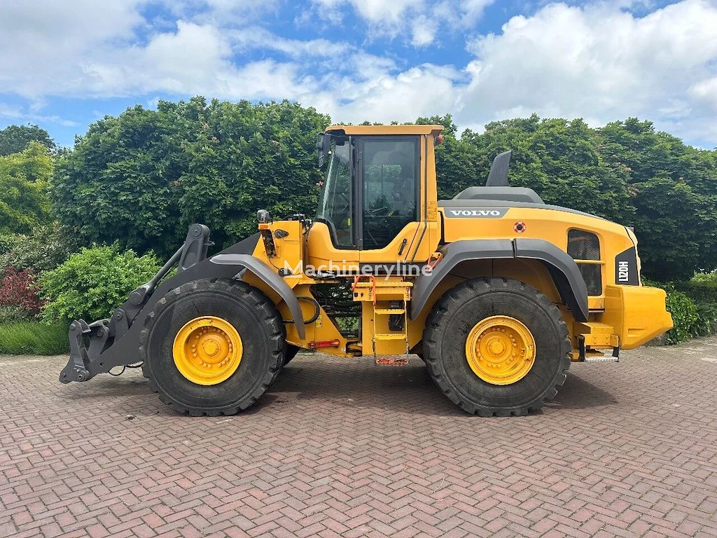 Volvo L 120 H prednji utovarivač