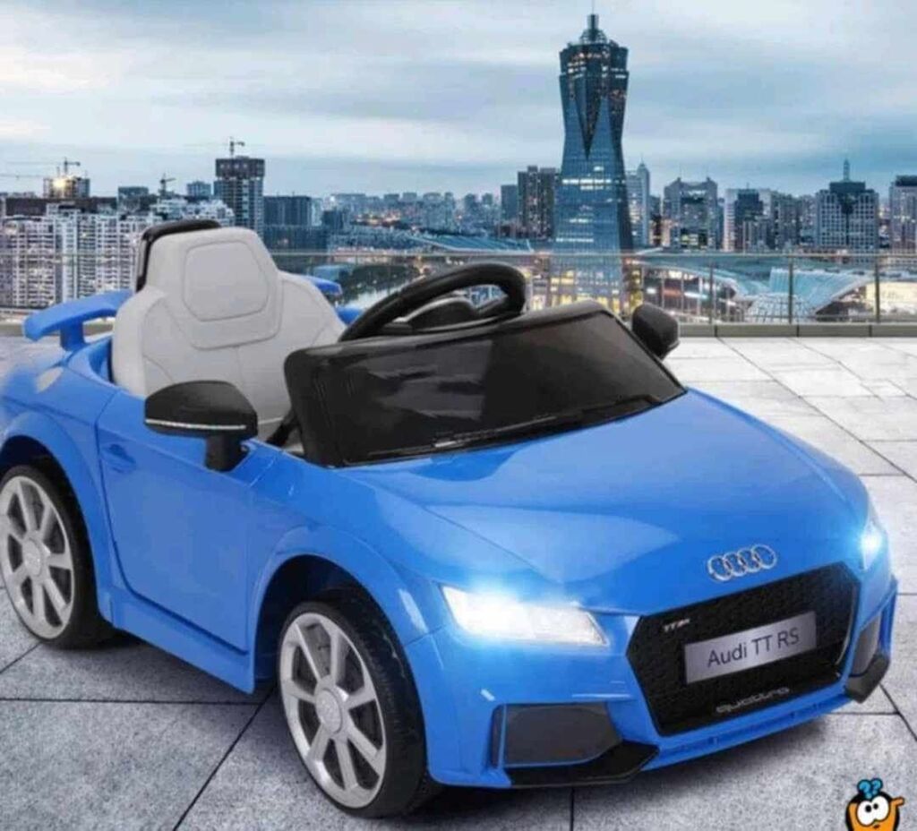 Auto na akumulator AUDI TT Pedantno izrađenim znakom Audija na