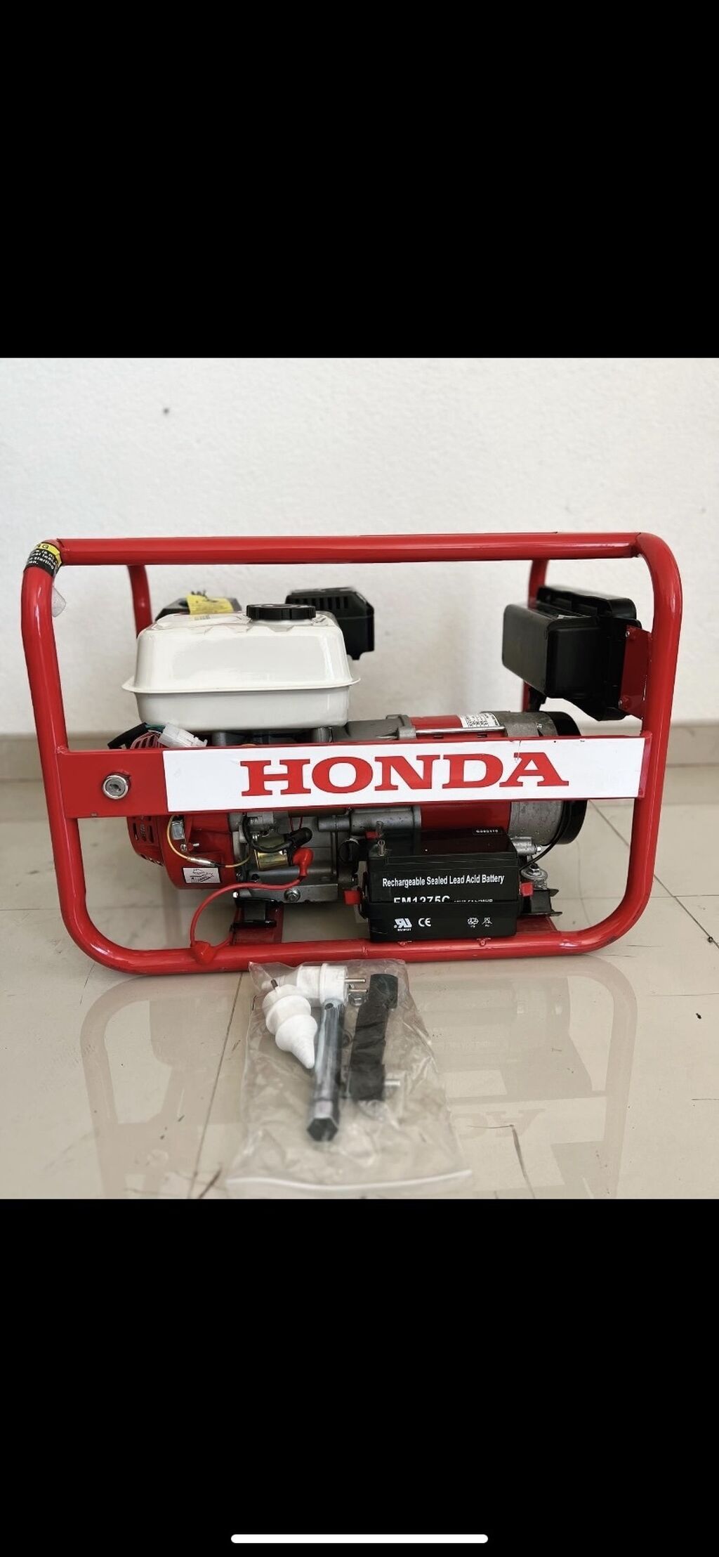 Kvalitan i nov Agregat Honda 4,2 kw Motor je monofazni na čisti