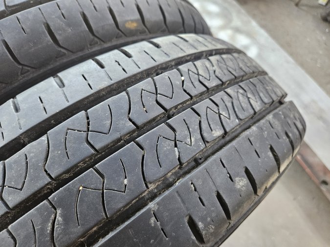 205/70 R15 Kumho Tire