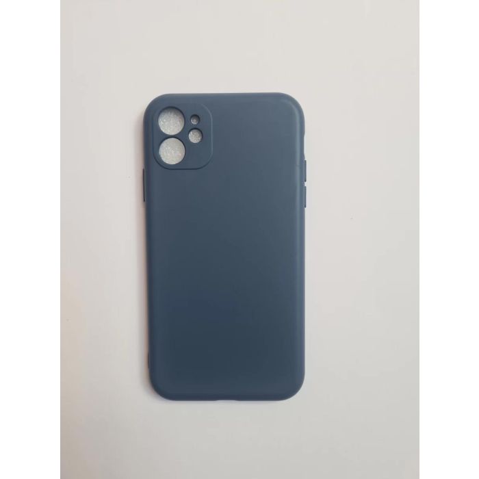 iPhone 11 tamno plava