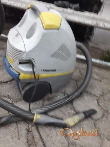 Profi usisivac sa vodenim filterom "Karcher 5500" 5000 din neispravan