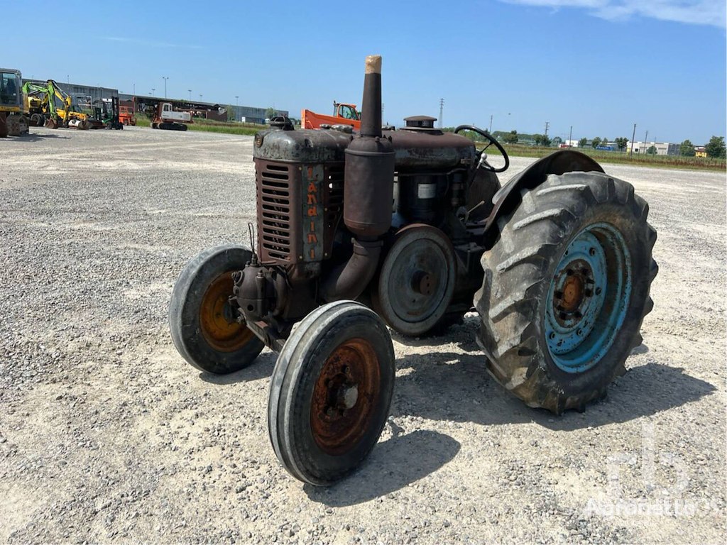 Prodaje se Landini L25 traktor točkaš na aukciji