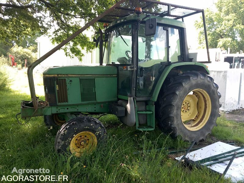 Prodaje se John Deere 6100 traktor točkaš na aukciji