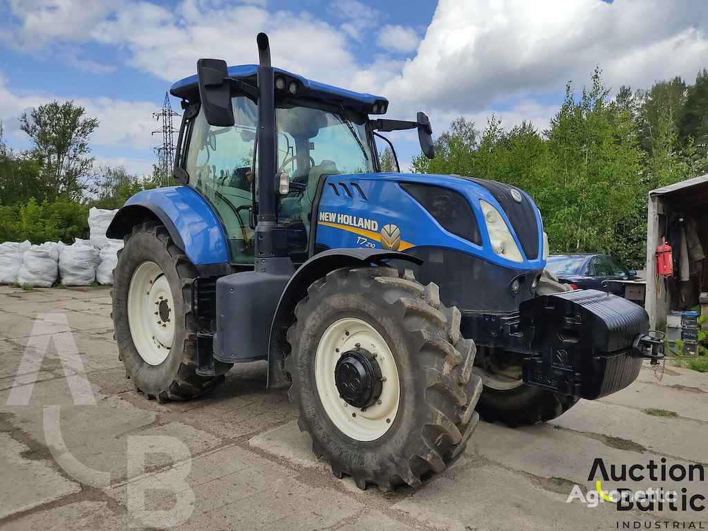 Prodaje se New Holland T 7.210 traktor točkaš na aukciji