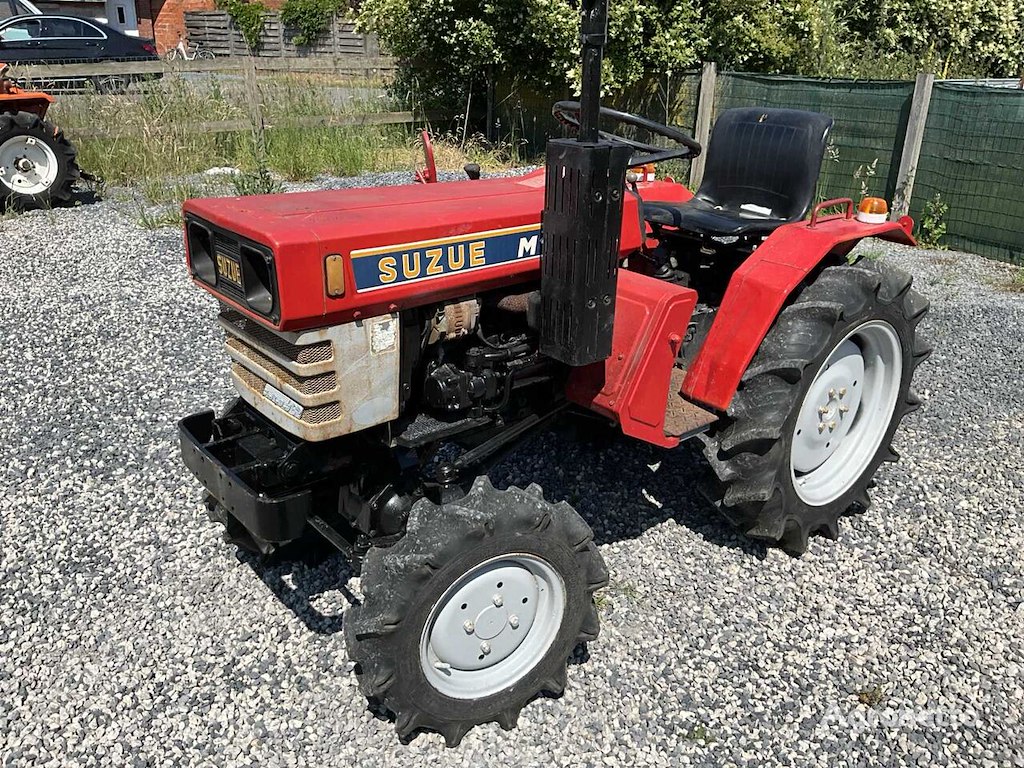 Prodaje se Mitsubishi mini traktor na aukciji