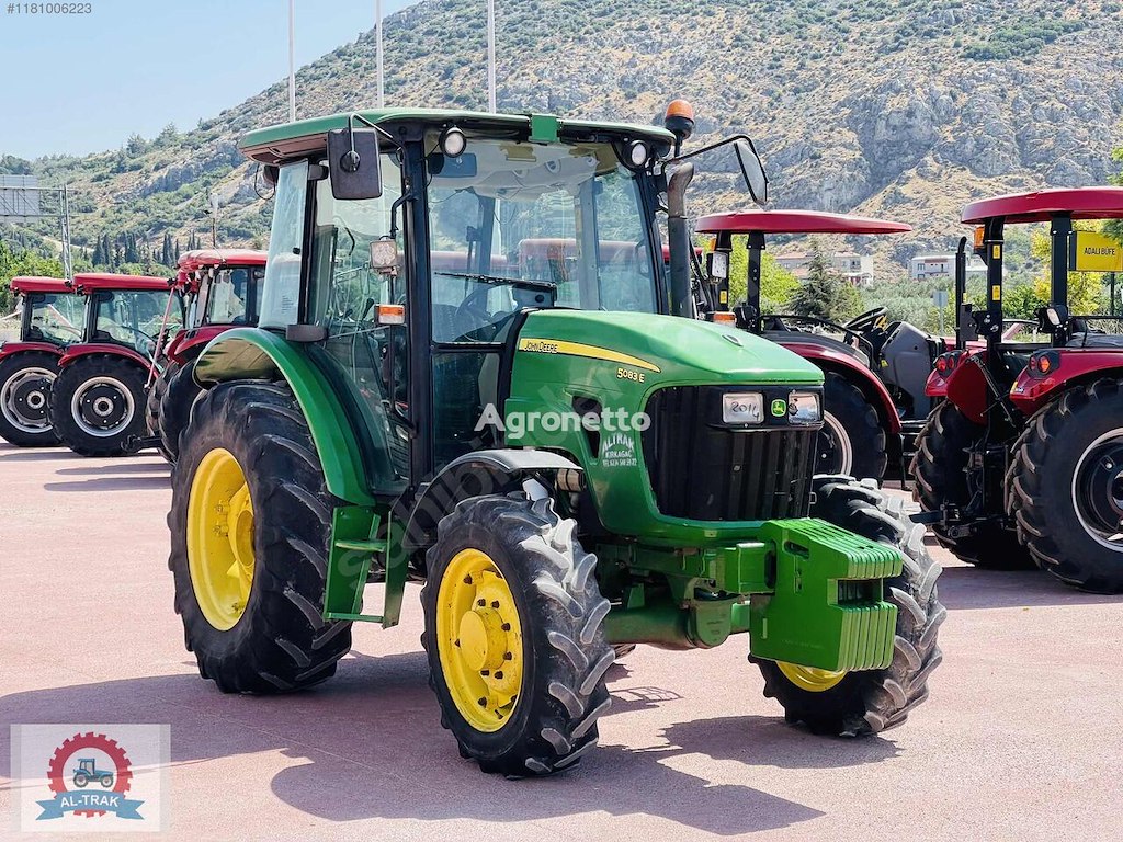 John Deere 5083 E mini traktor