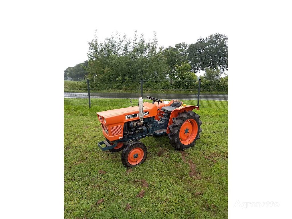Prodaje se Kubota L1500 mini traktor na aukciji