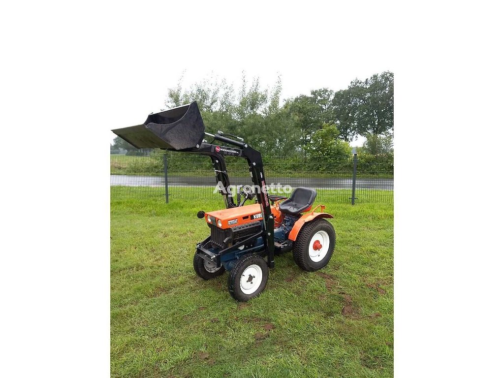Prodaje se Kubota B7000 mini traktor na aukciji