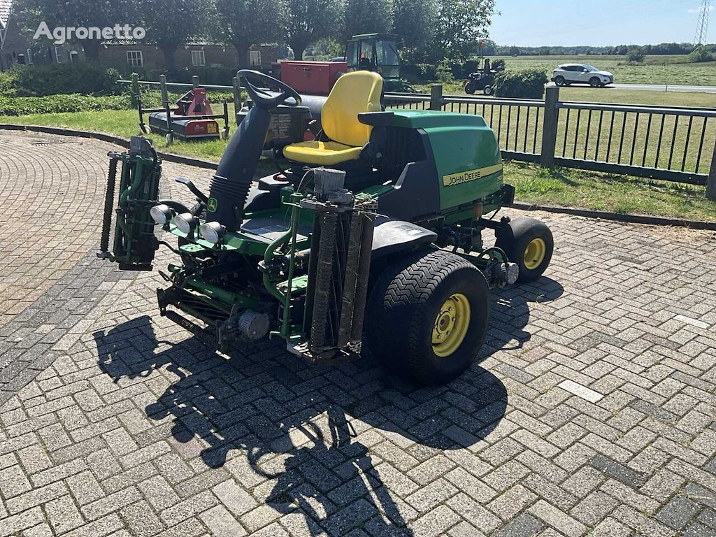 Prodaje se John Deere 7500 E-Cut Hybrid traktor kosilica na aukciji