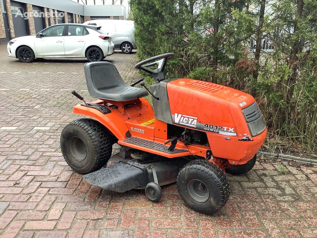Prodaje se Victa 4012TX traktor kosilica na aukciji