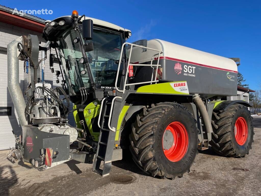 Claas Xerion 4000 rasipači veštačkog đubriva