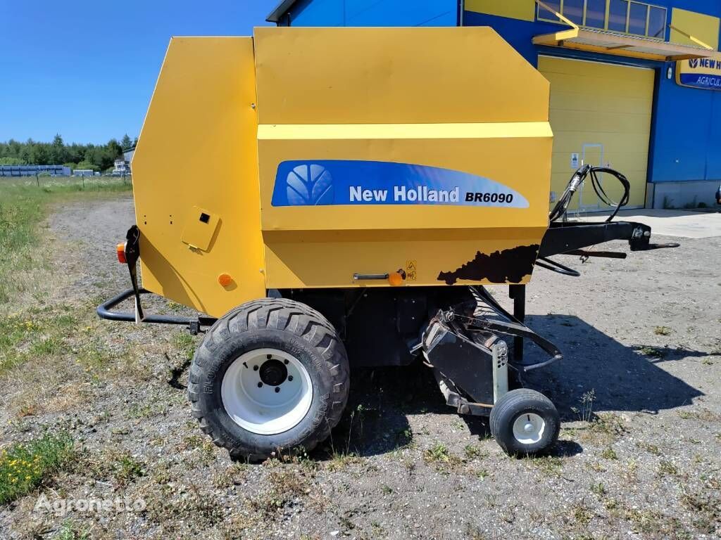 New Holland BR 6090 RF balirka za okrugle bale