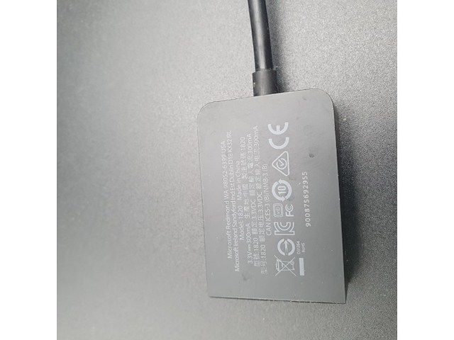 Surface Mini DisplayPort to VGA Adapter