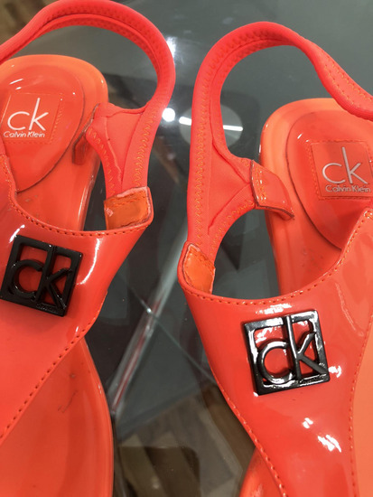 ck neon