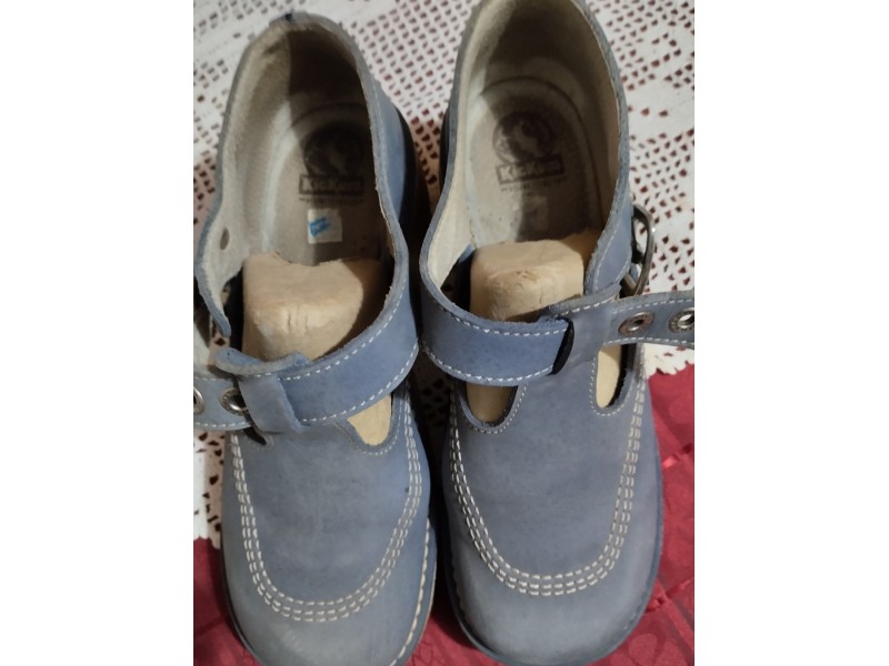 KICKERS cipele br. 38