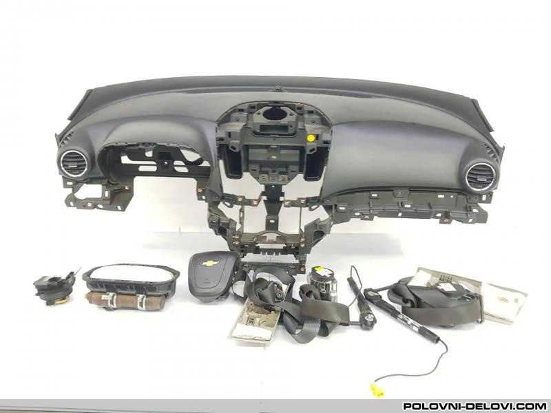 Chevrolet Orlando Instrument Tabla Enterijer