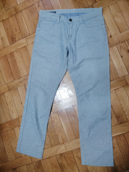 Tommy Hilfiger muske pantalone kao nove 33