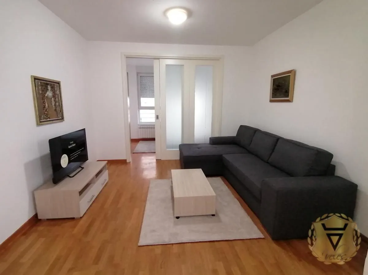 Izdavanje, jednosoban stan, 50m2, Novi Beograd Blok 67, Novi Beograd, Beograd