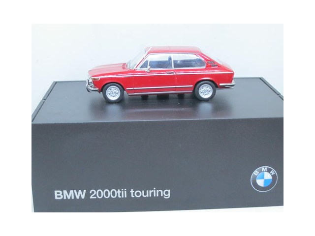 1:43 minichamps BMW 2002tii touring