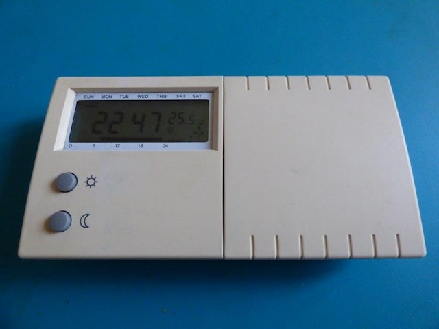 COMPUTIME LTD - digitalni zidni termostat