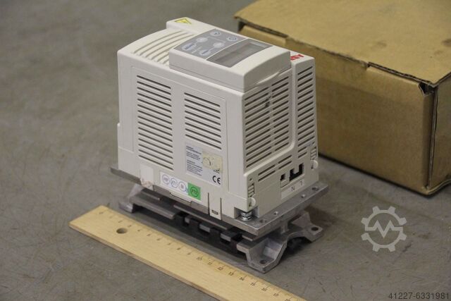 Frekventni konvertor 0,18 kW
ABB ACS101-K25-1