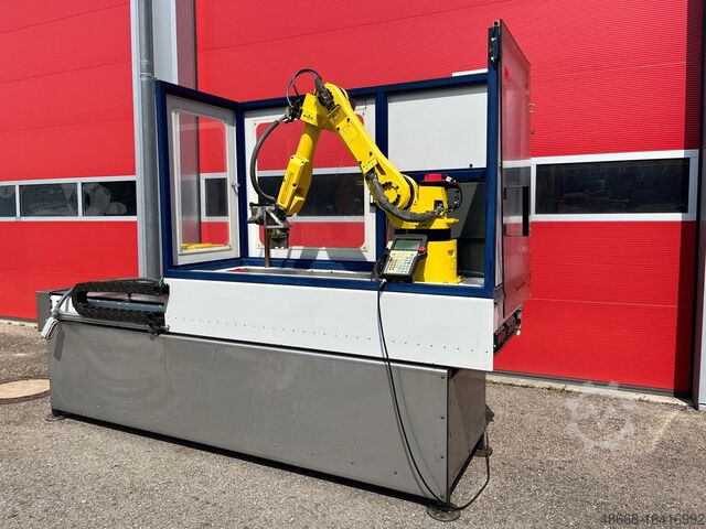 Industrijski robotski sistem za rukovanje robotima
Fanuc A05B-1215B651