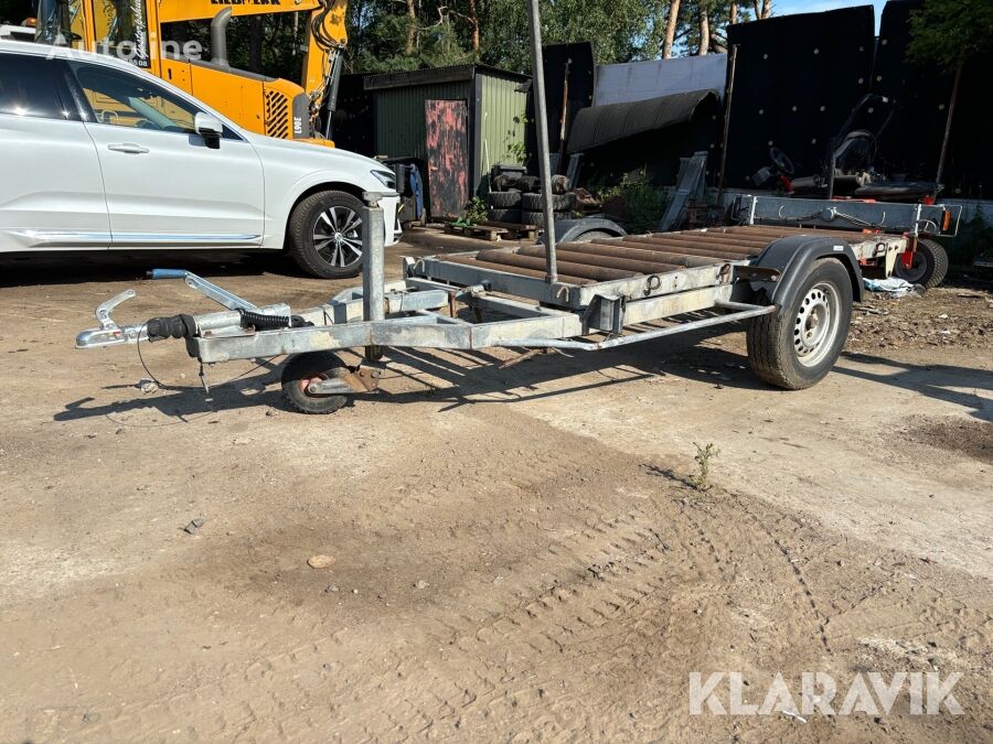 Prodaje se K-Vagnen Släp K-Vagnar prikolicu za građevinske strojeve na aukciji