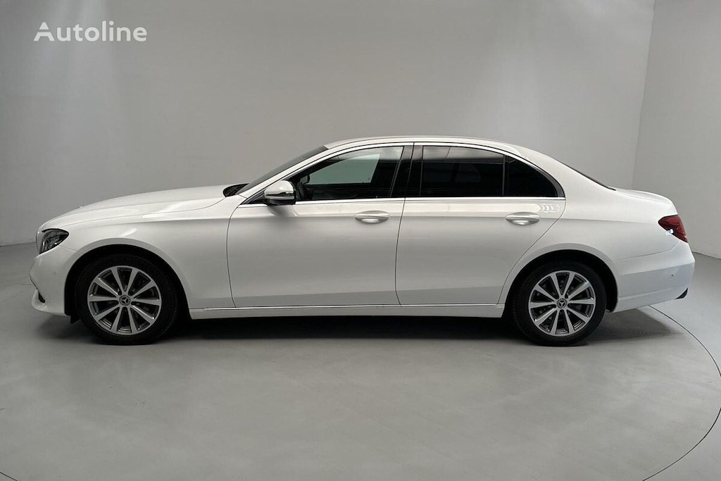 Prodaje se Mercedes-Benz E-Klass sedan na aukciji