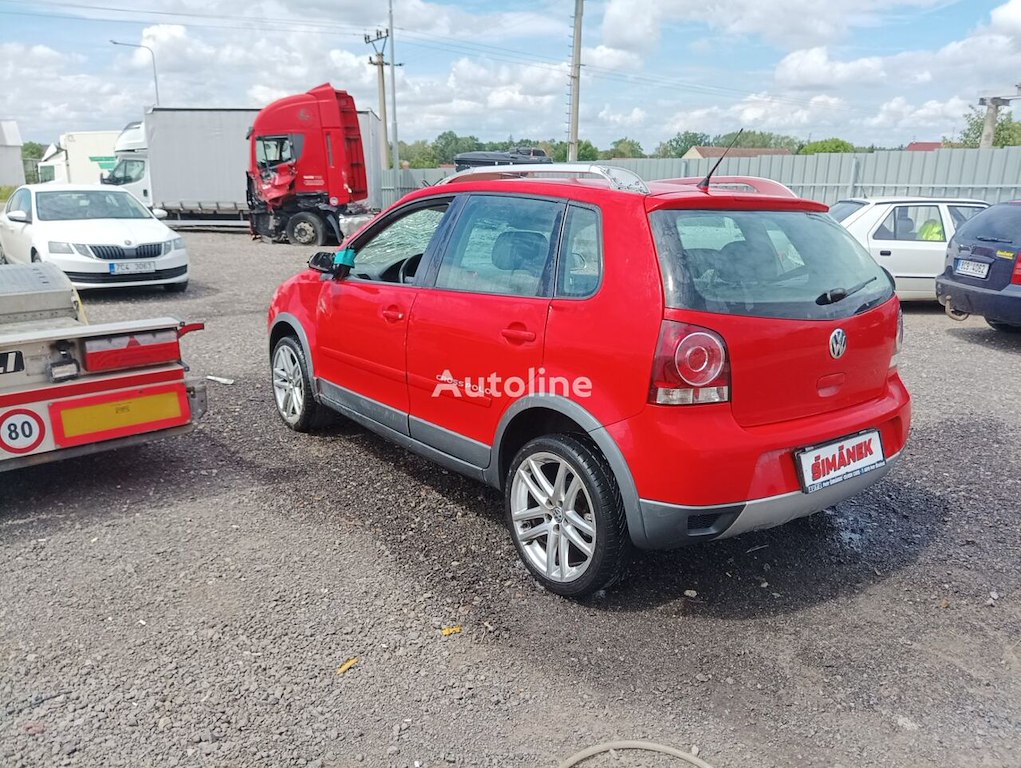 Volkswagen Polo 1.6i / CROSS hečbek