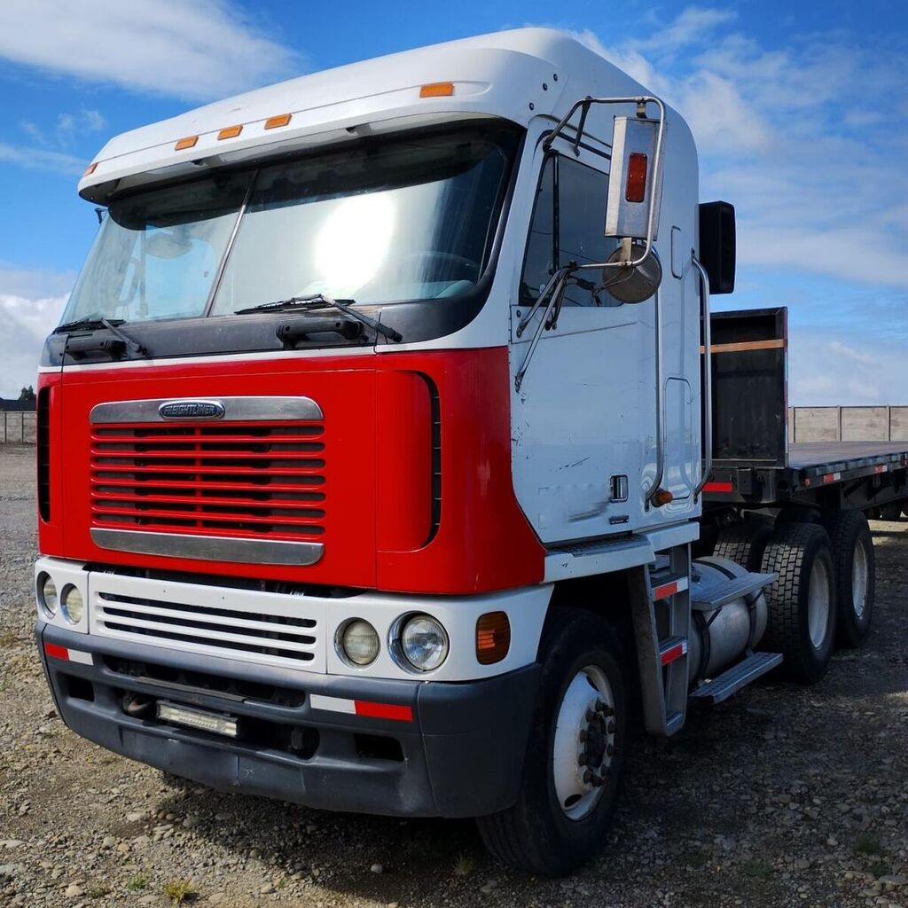 Freightliner ARGOSY tegljač