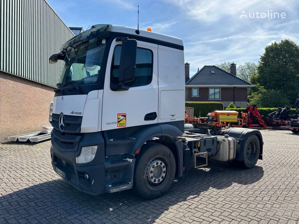 Mercedes-Benz Actros 1843 LS Low roof + Hyva wet kit tegljač