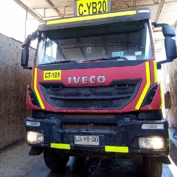 IVECO AD410 kiper