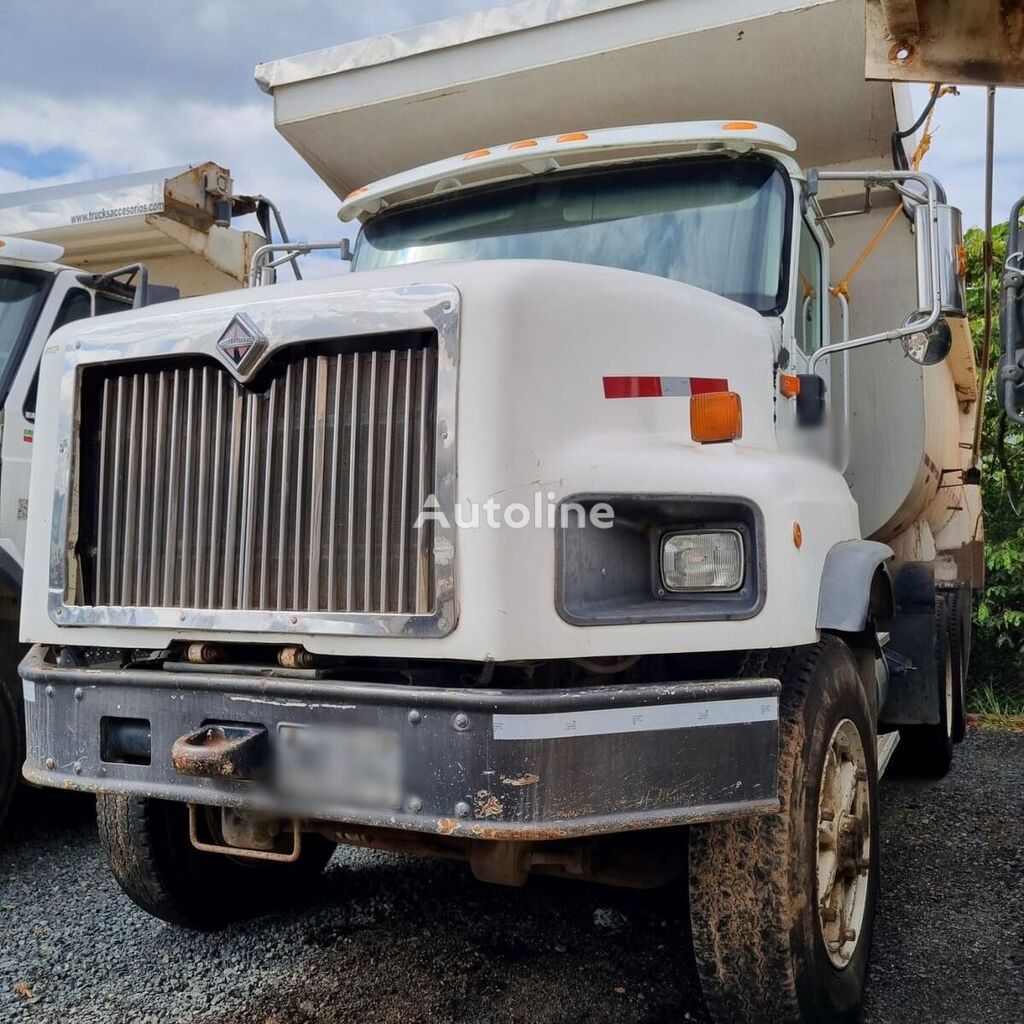 International 4900 kiper