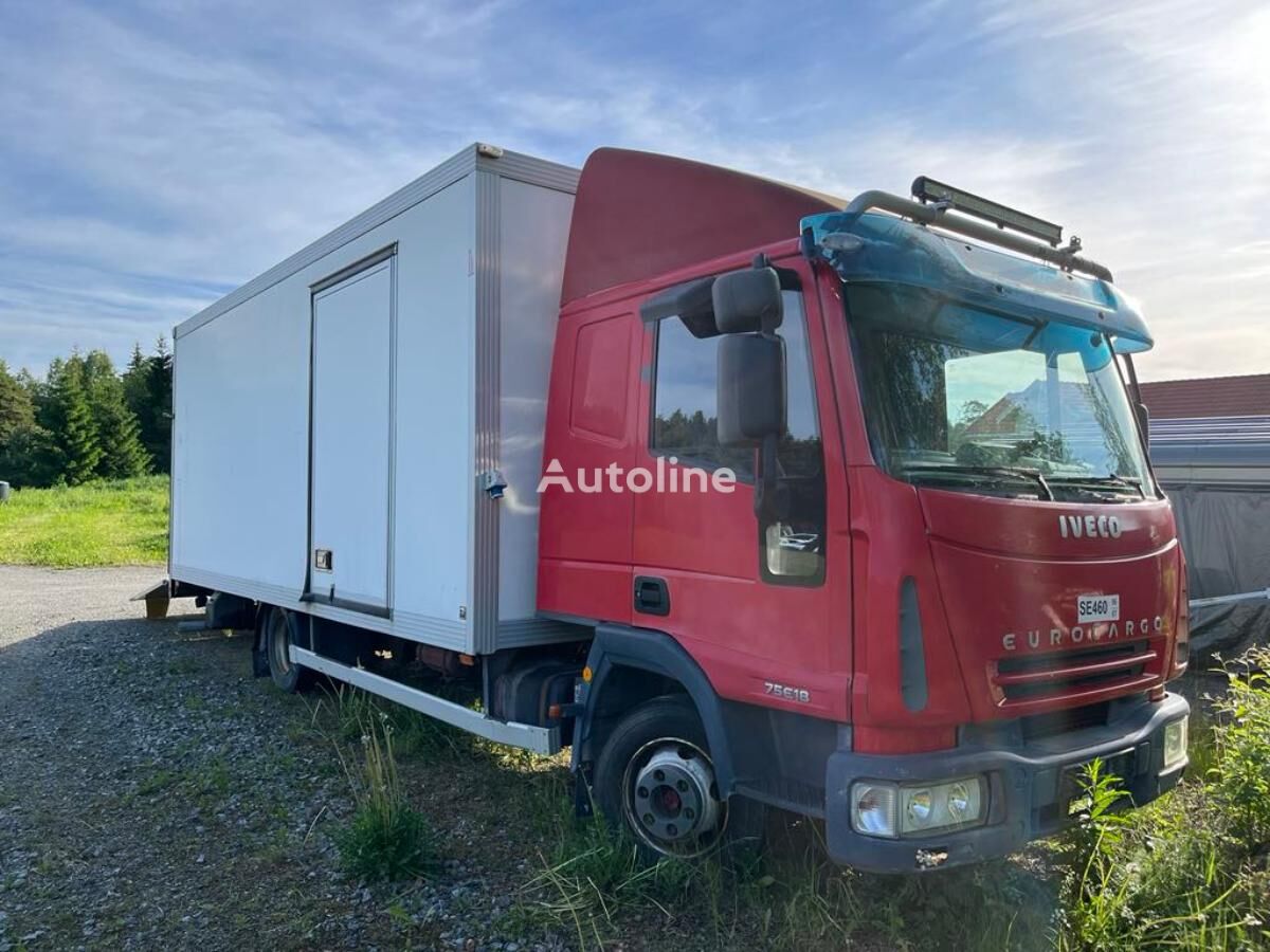Prodaje se IVECO Eurocargo kamion furgon na aukciji