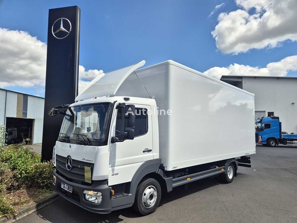 Mercedes-Benz Atego 818 L Koffer, 3 Stück vorhanden kamion furgon