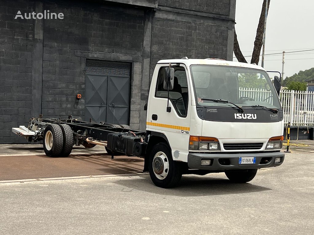 Isuzu NPR75 kamion šasija