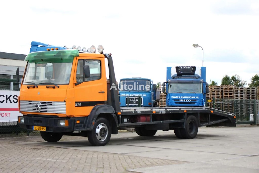 Mercedes-Benz 814 FULL STEEL 6 CILINDER MANUAL FUEL POMP autotransporter