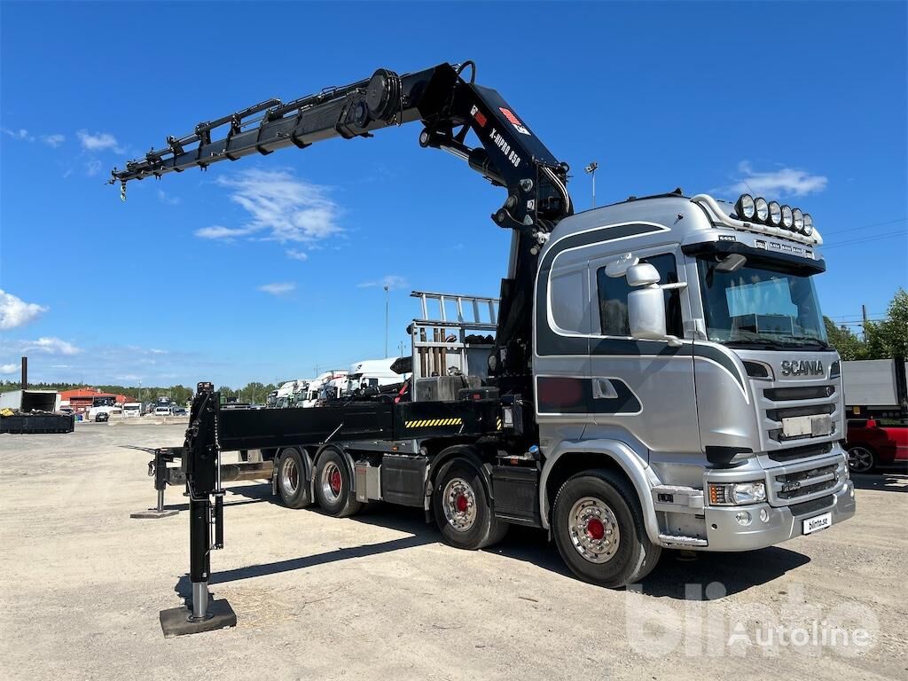 Prodaje se Scania R580 kamion platforme na aukciji