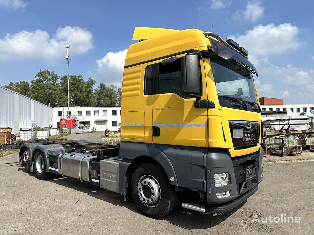 MAN TGX 26.470LL vozilo za prevoz kontejnera