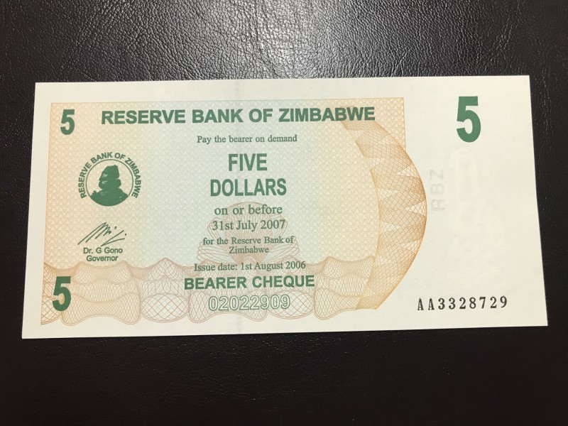 ZIMBABVE 5 DOLARA. UNC.